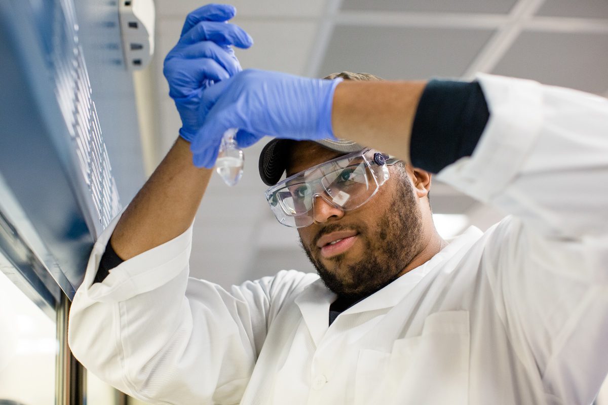 Dow Foundation Gives $2M to Update Science Center - News and Events