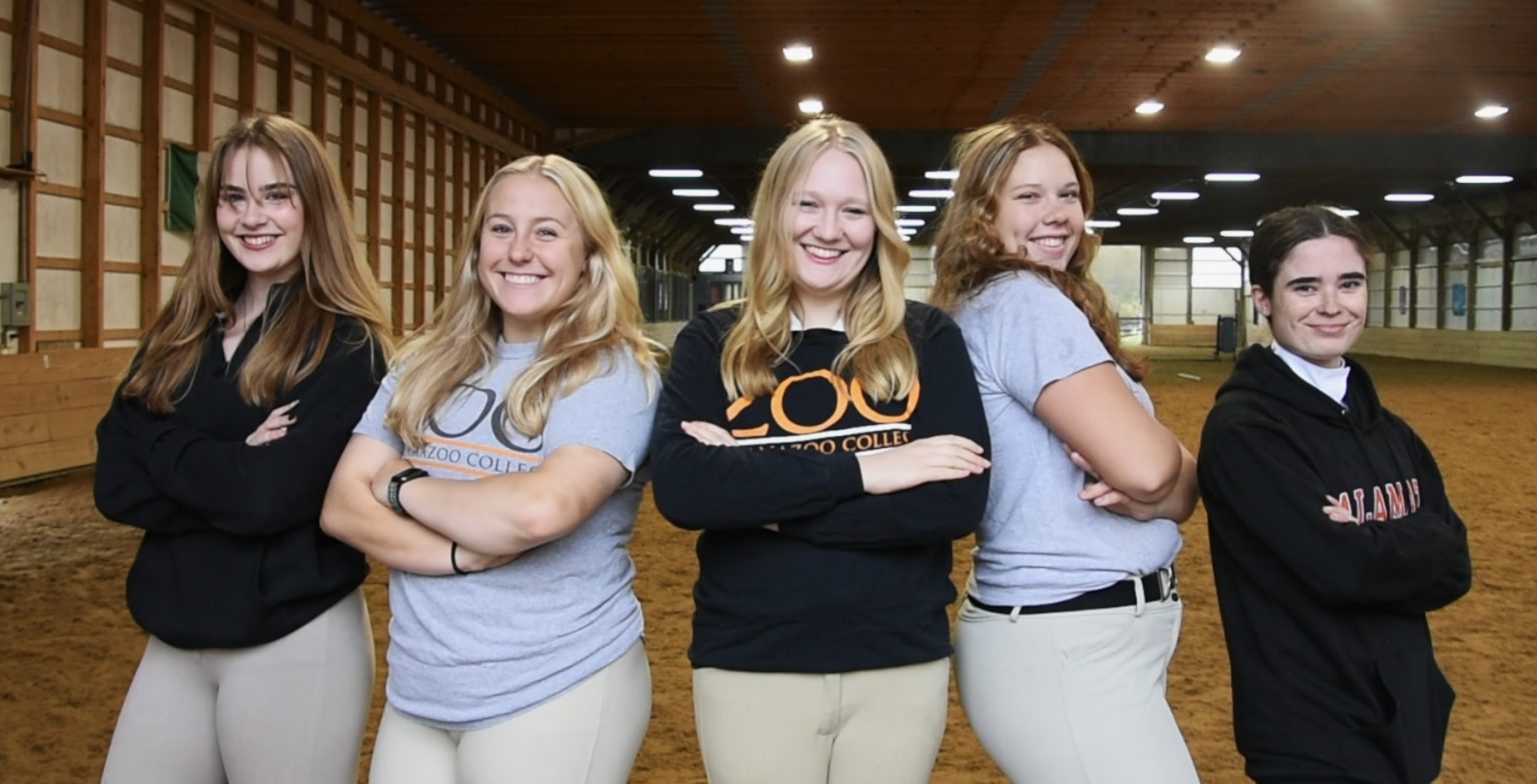 Equestrian Student-Athletes Show Horse Sense - News and Events